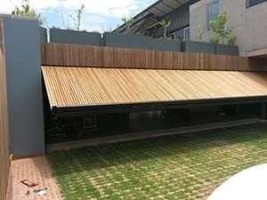 Stab-A-Load Hydro-tilt hydraulic doors and walls